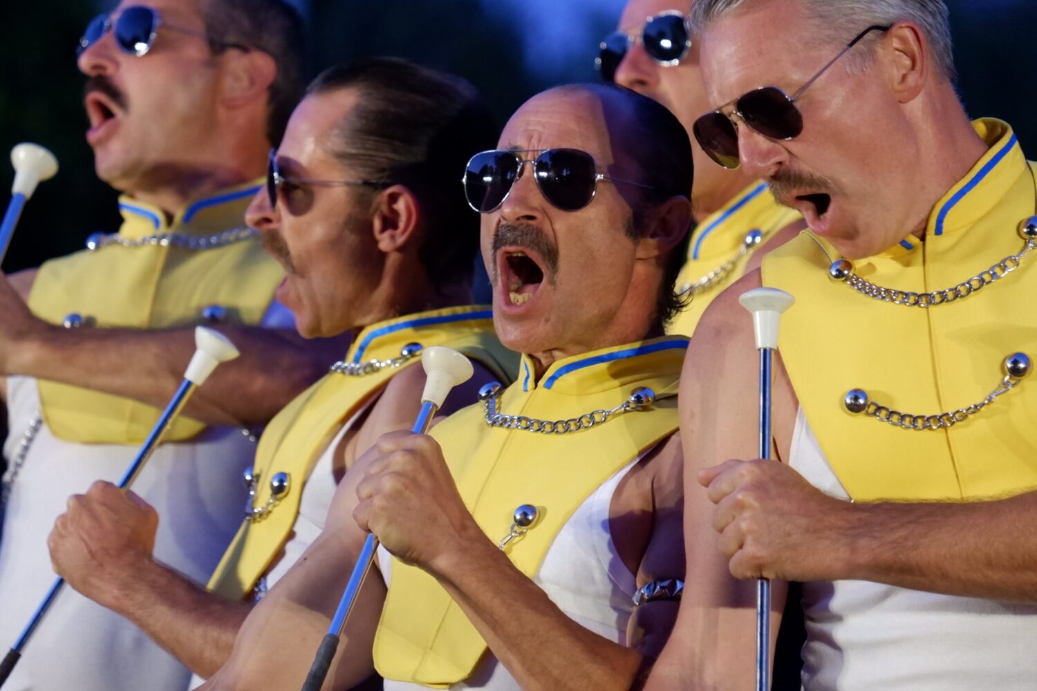 Queen-a-man · Ô Captain mon Capitaine · Teaser - Le Carreau du Temple